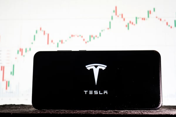 Financial Analysts Are Jumping Back on the Tesla Train